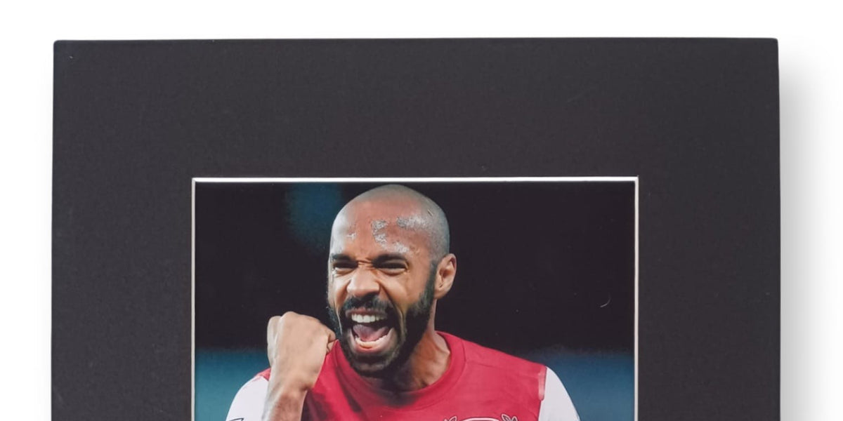 Thierry Henry Mounted Autograph Print – The Invincibles Store